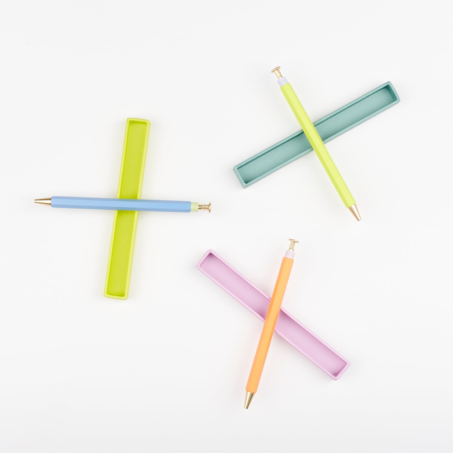 Papier Wiggle Pen Set – Colorful Ballpoint Pens for Everyday Writing ...